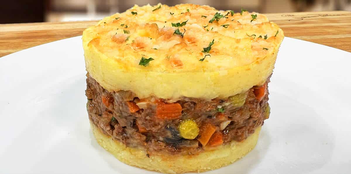 The Best Meatloaf Recipe Ever - Easy & Delicious!