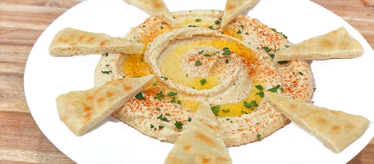 Best Hummus Recipe Ever: Healthy & Delicious!