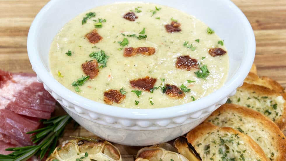 >Hearty Homemade Garlic Soup: Creamy And Delicious