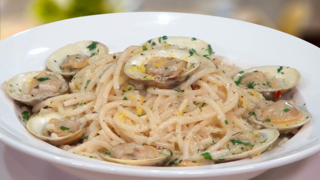 Authentic Pasta With Clam Sauce – Italian And French Style